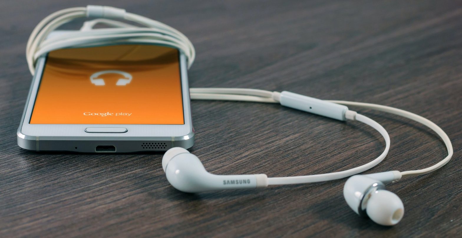 GREEK Audio Recordings of the Old & New Testaments – Mr. Greek Geek